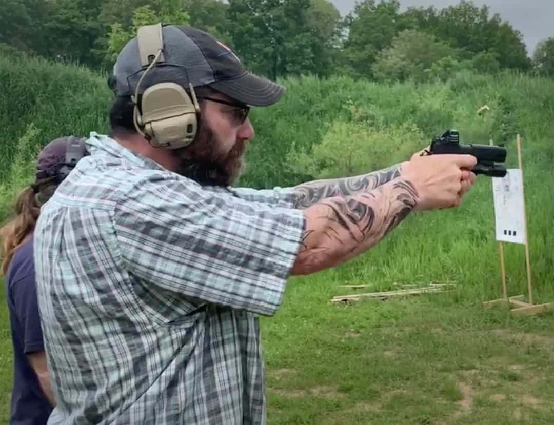 Red Dot Pistol Sights For Beginners - A Guide